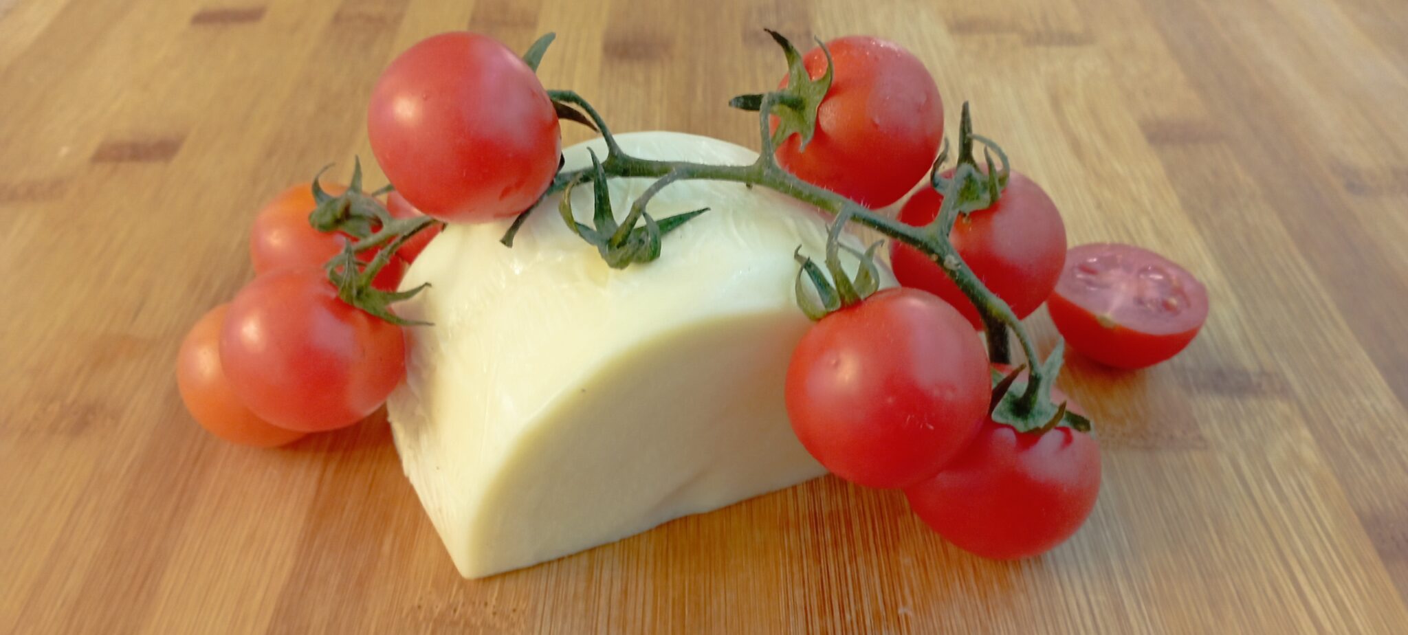 Comparing Mozzarella Types: Which Is Best for Pizza? - Get Healthy ...